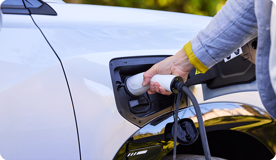 Do electric cars really save money on fuel? | AION Auto